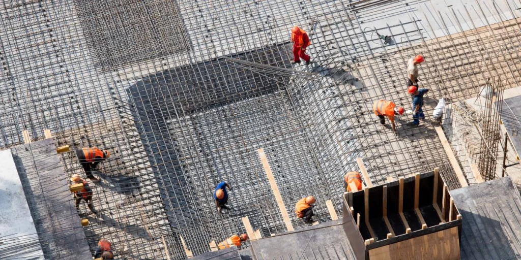 Why Production Tracking Is Crucial for Progress & Productivity - 4castplus